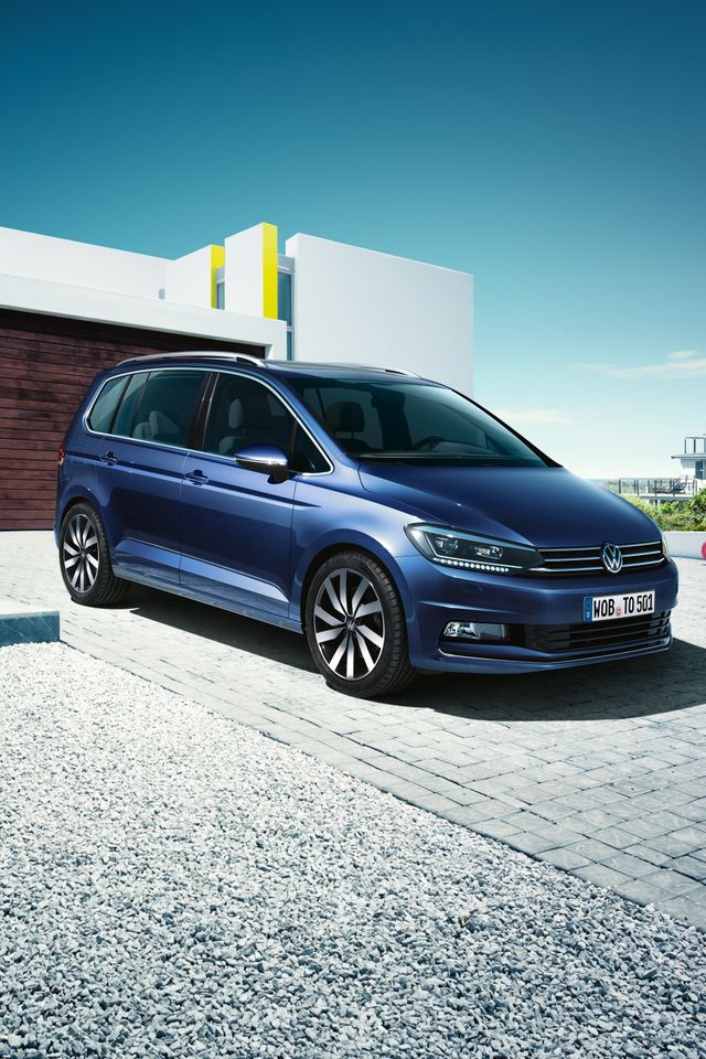 Touran | R-Line | Volkswagen Česká republika